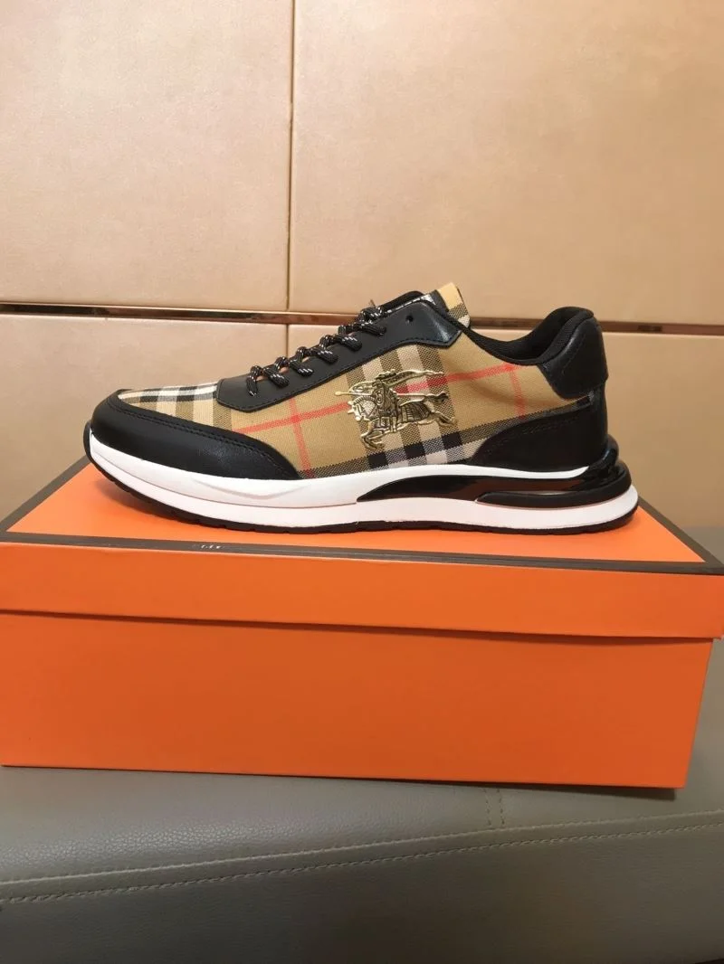 Burberry Low Shoes