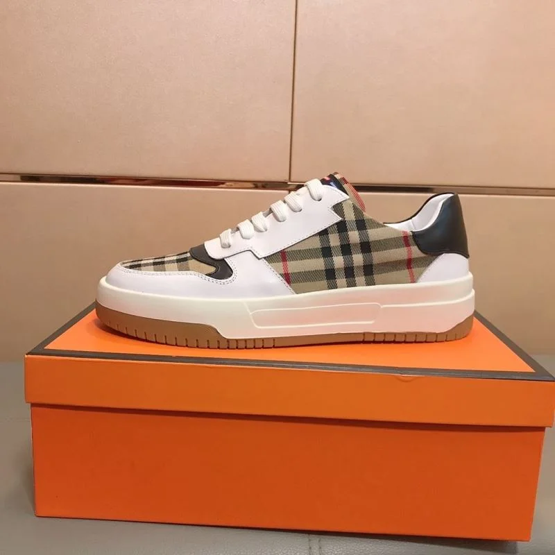 Burberry Low Shoes