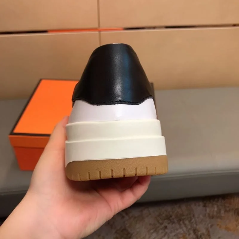 Inexpensive Burberry Low Shoes