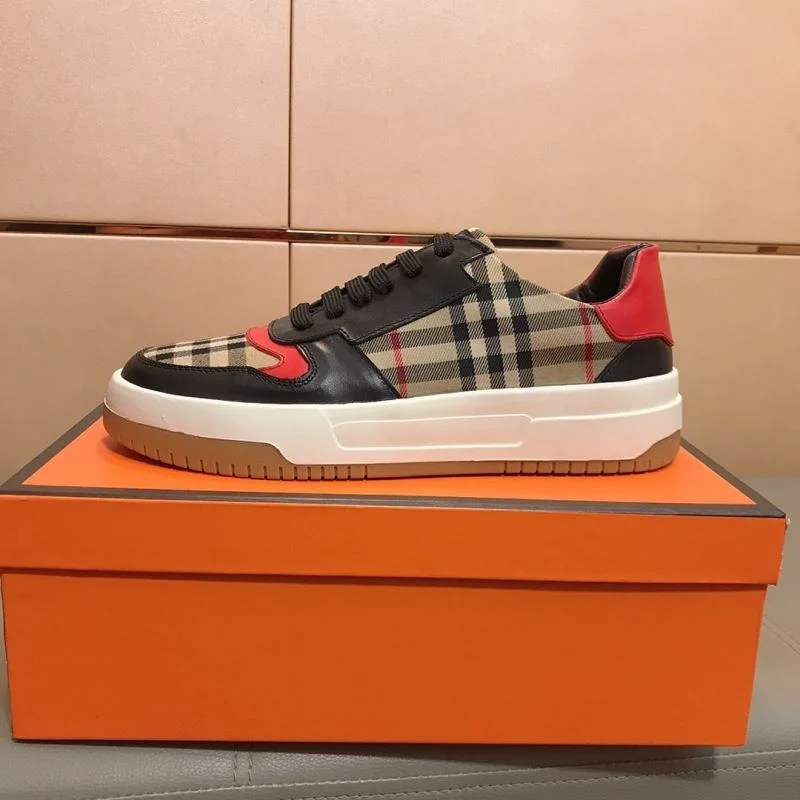 Burberry Low Shoes