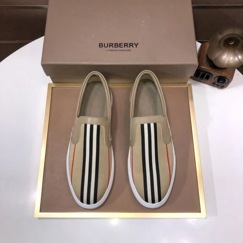 Burberry Low Shoes