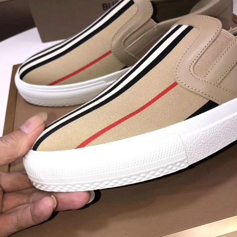 High accuracy Burberry Low Shoes