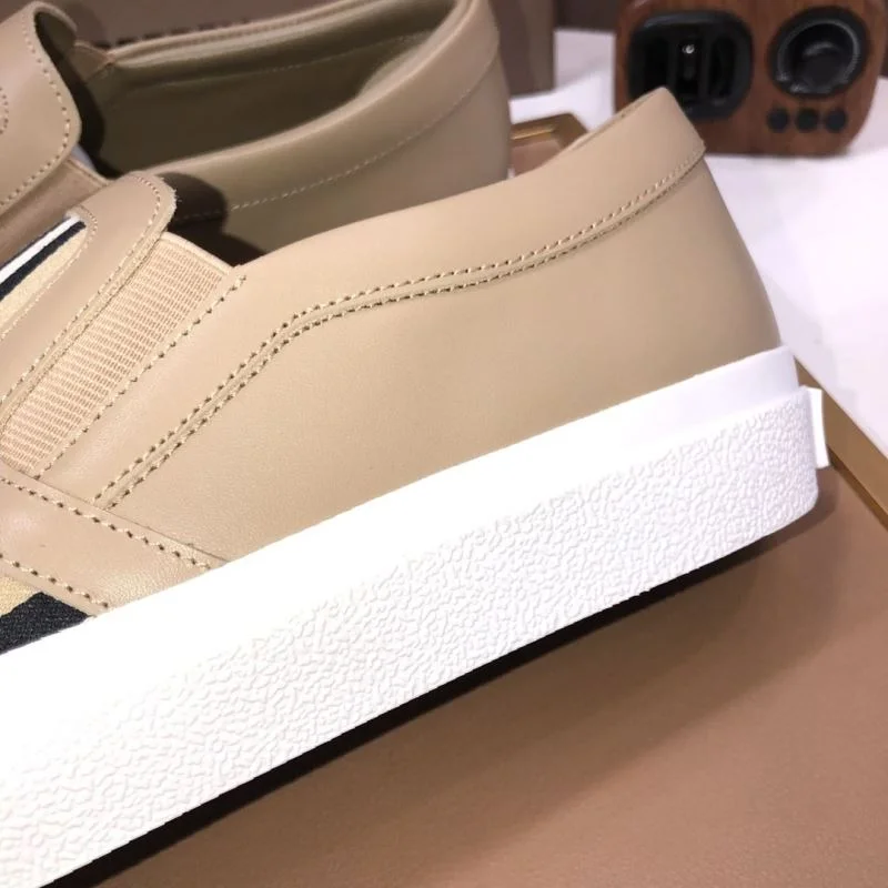 High accuracy Burberry Low Shoes