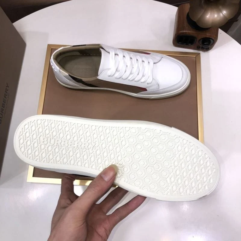 High fidelity Burberry Low Shoes