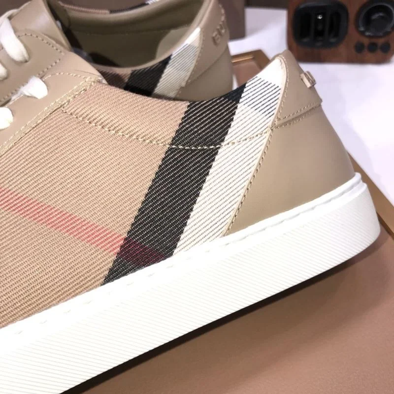 Affordable Burberry Low Shoes