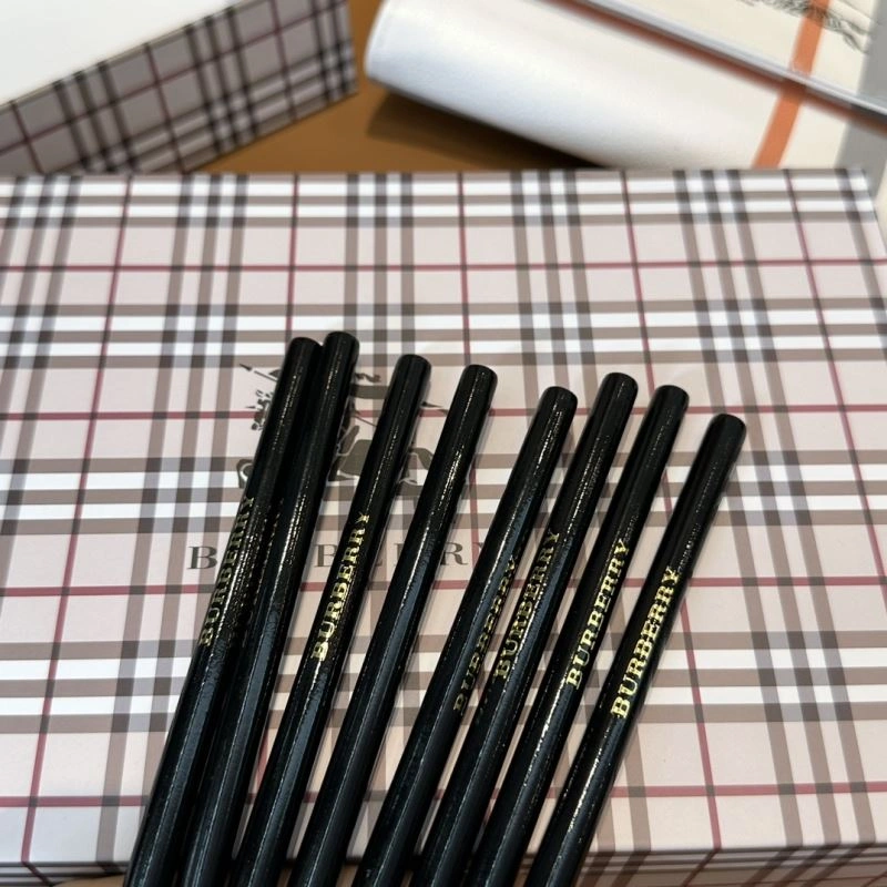 Official Burberry Makeup Brushe