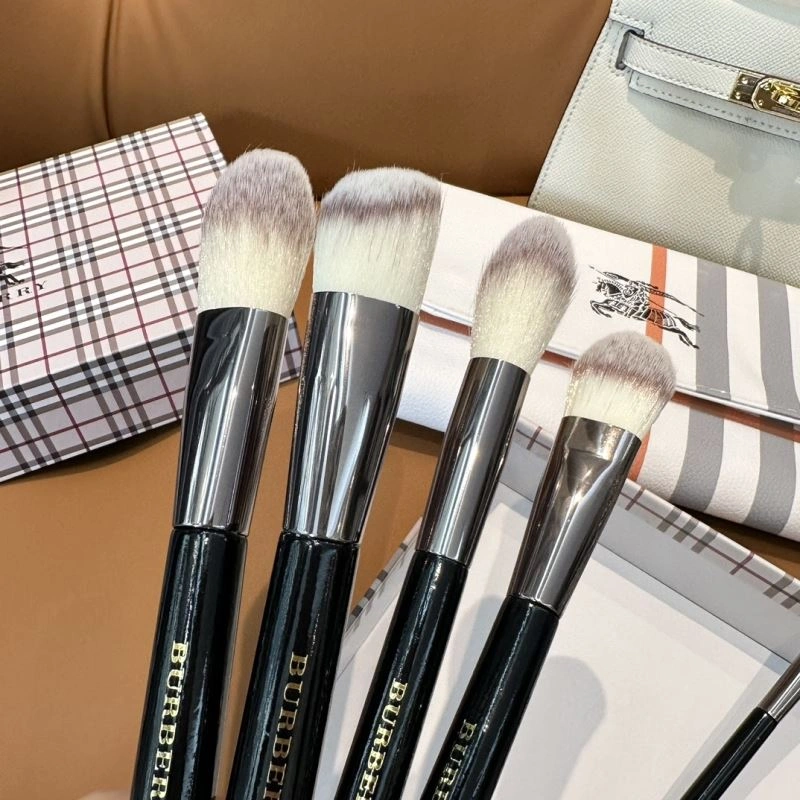 Official Burberry Makeup Brushe