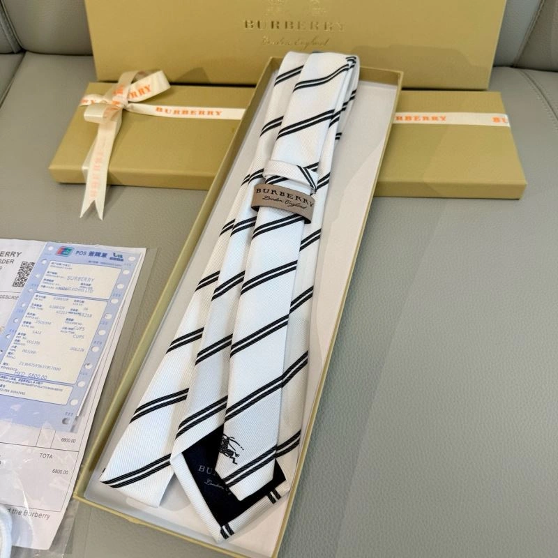 Accurate model Burberry Neckties
