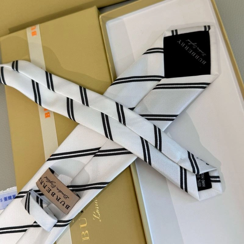 Accurate model Burberry Neckties