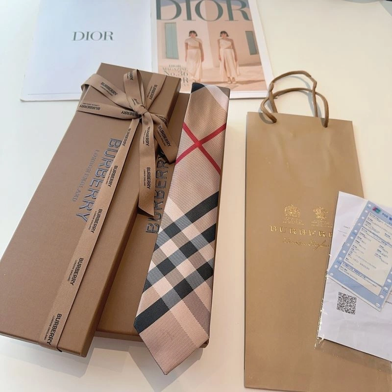 Precise copy Burberry Neckties