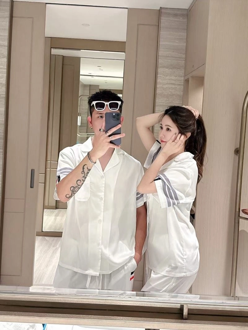 Top mirror Burberry Nightwear