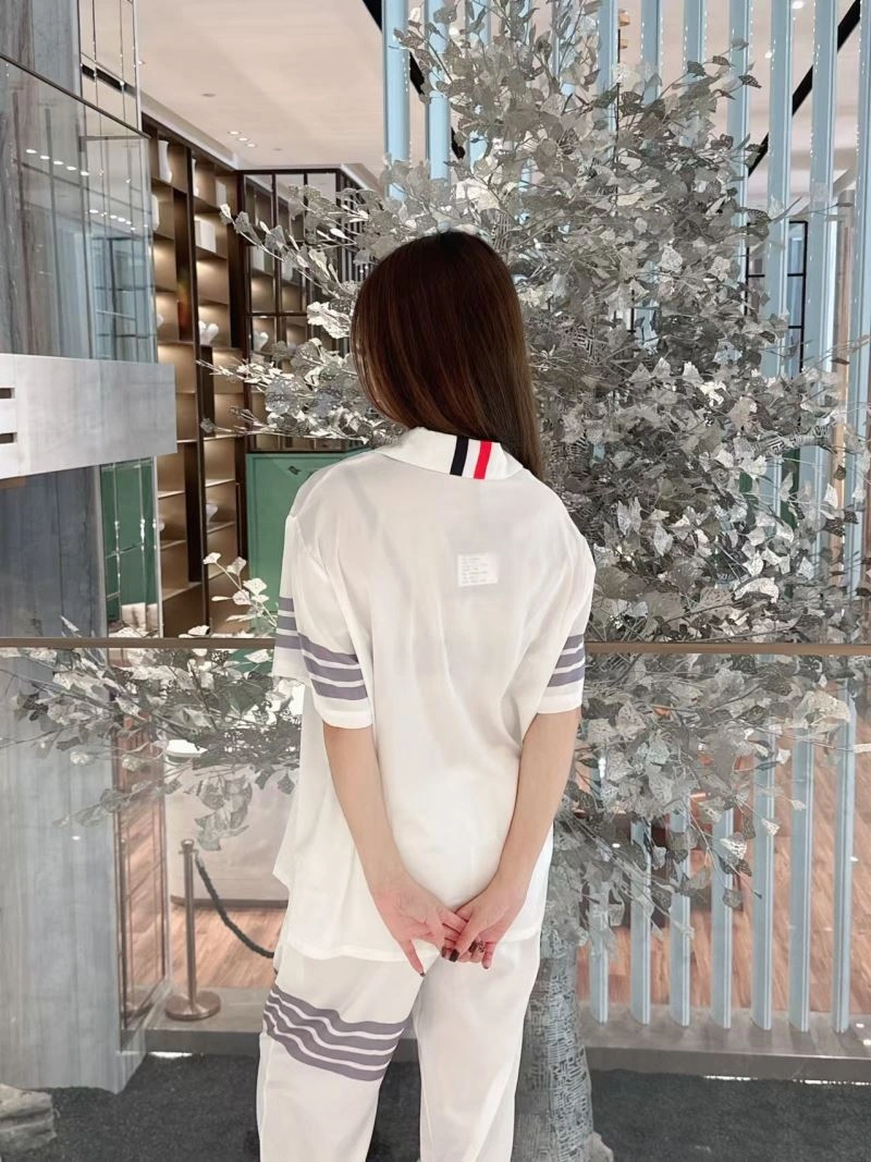 Top mirror Burberry Nightwear