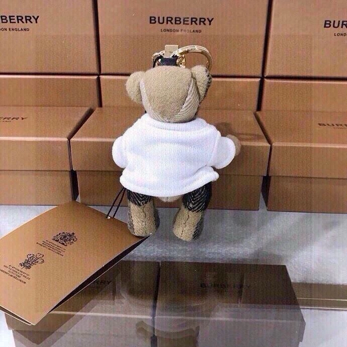 Low-cost Burberry Ornaments