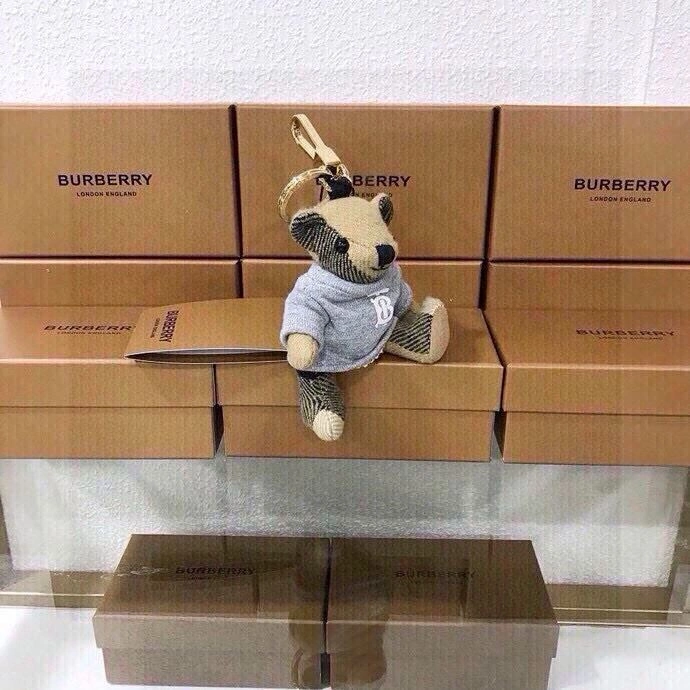 Accurate model Burberry Ornaments