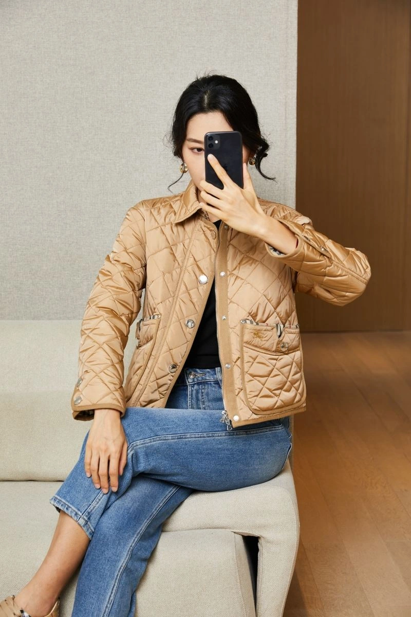 Inexpensive Burberry Outwear