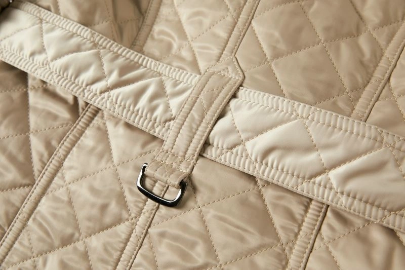 Low-cost Burberry Outwear