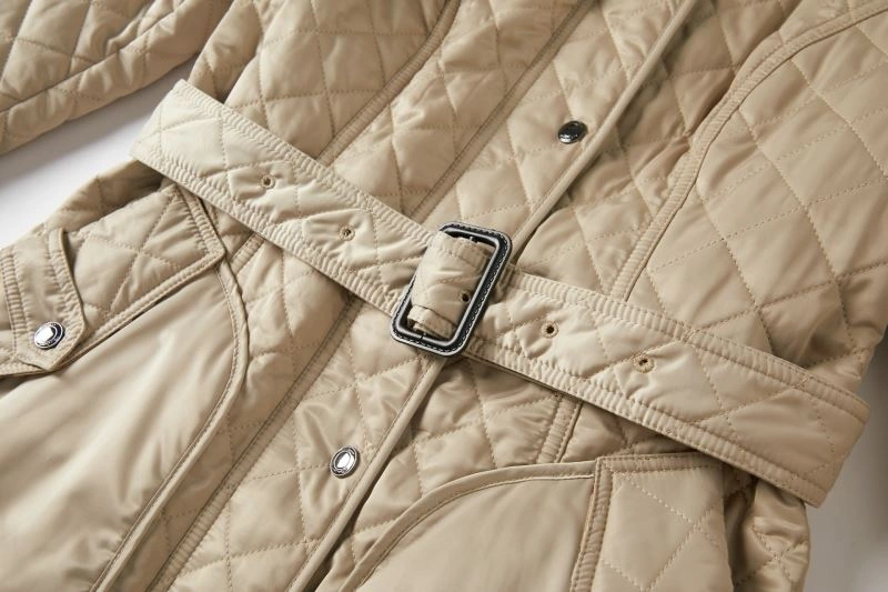 Low-cost Burberry Outwear