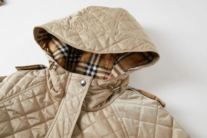 Economical Burberry Outwear