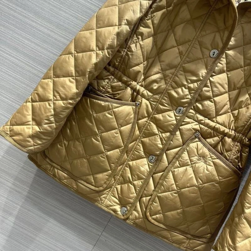 Discounted Burberry Outwear