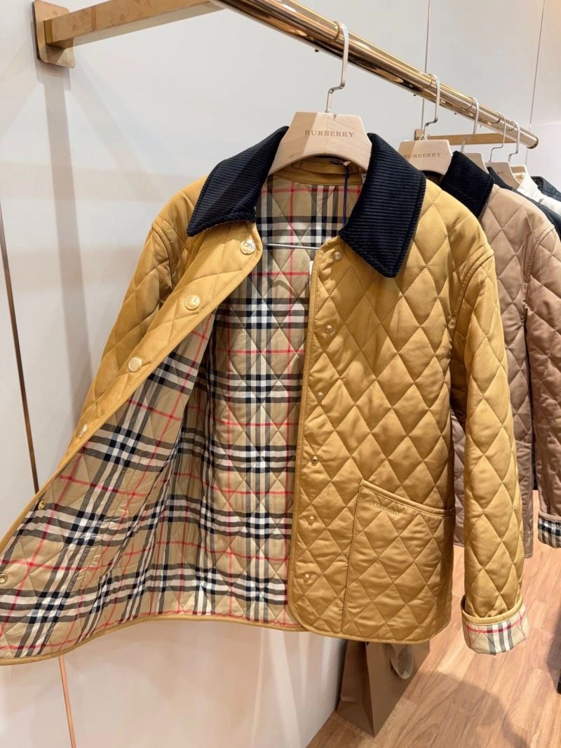Top mirror Burberry Outwear