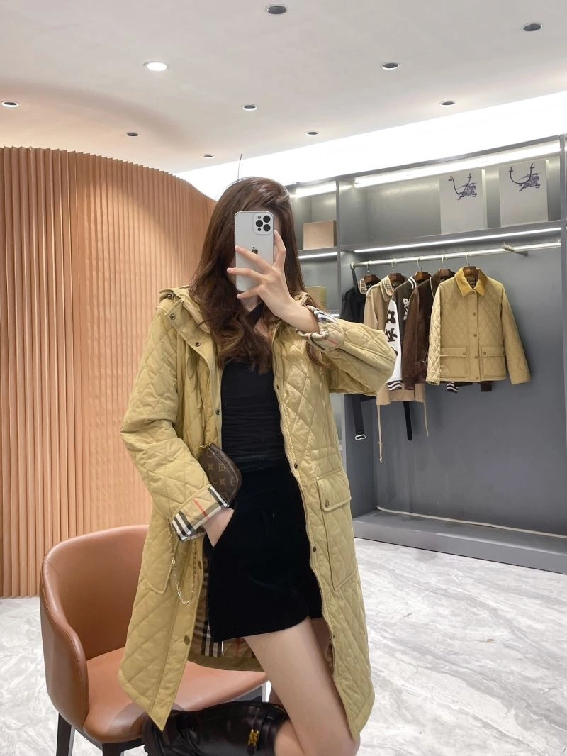 High accuracy Burberry Outwear