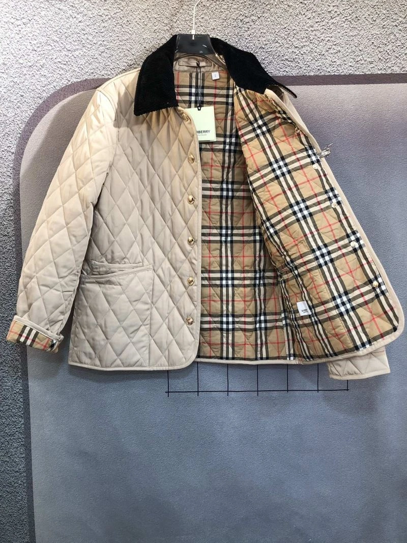 Low-cost Burberry Outwear