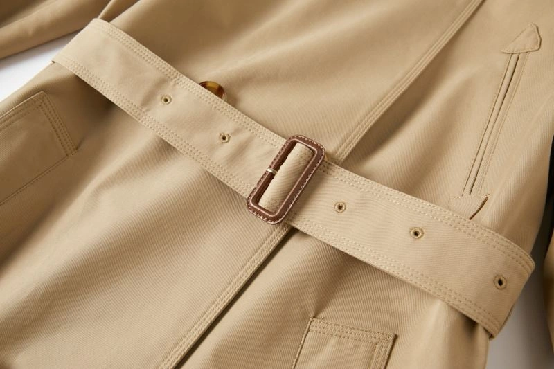 Low-cost Burberry Outwear