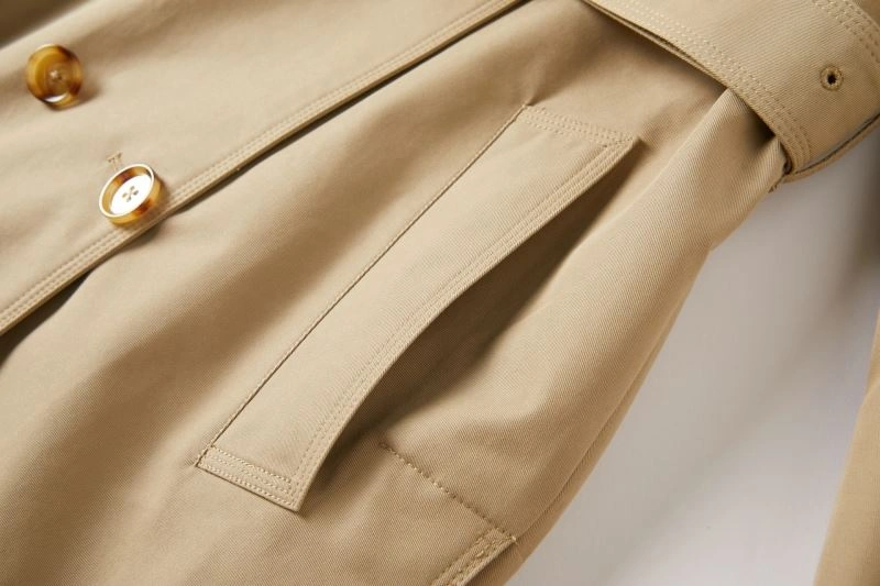 Low-cost Burberry Outwear