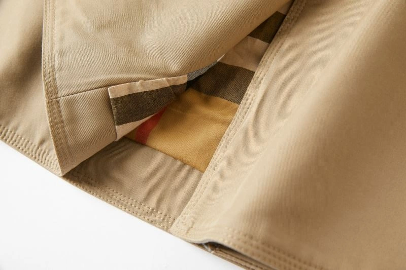 Low-cost Burberry Outwear