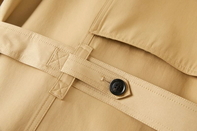 Bargain Burberry Outwear