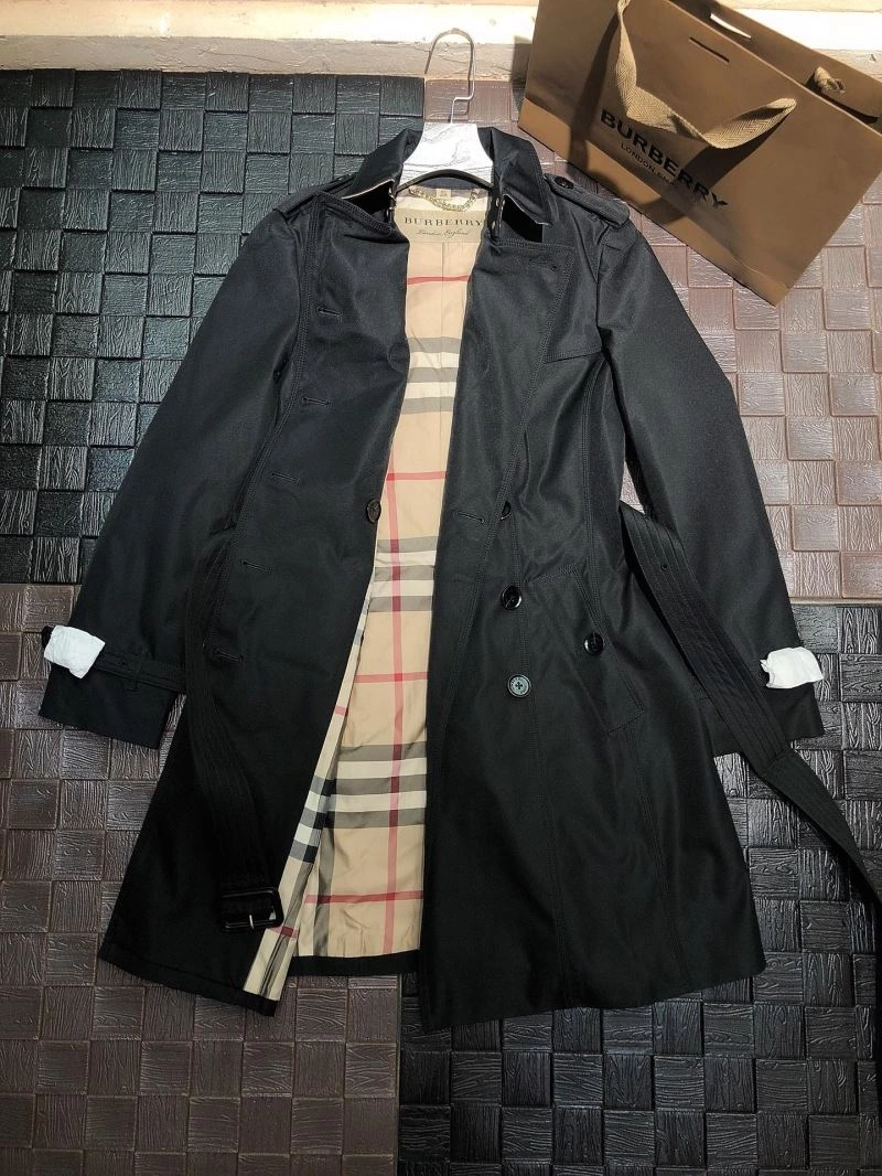 Economical Burberry Outwear