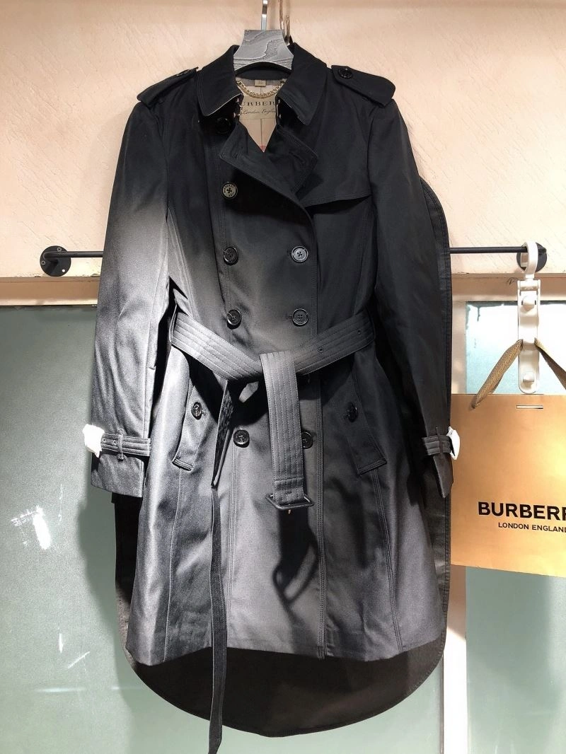 Economical Burberry Outwear