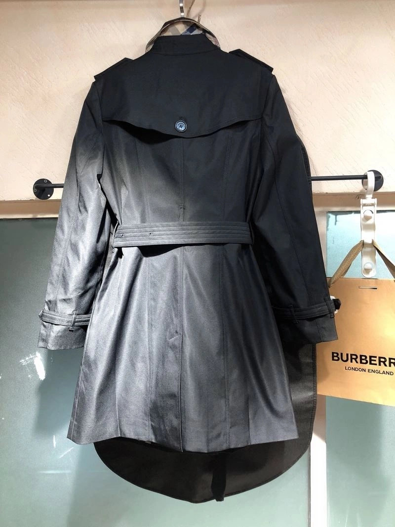 Economical Burberry Outwear