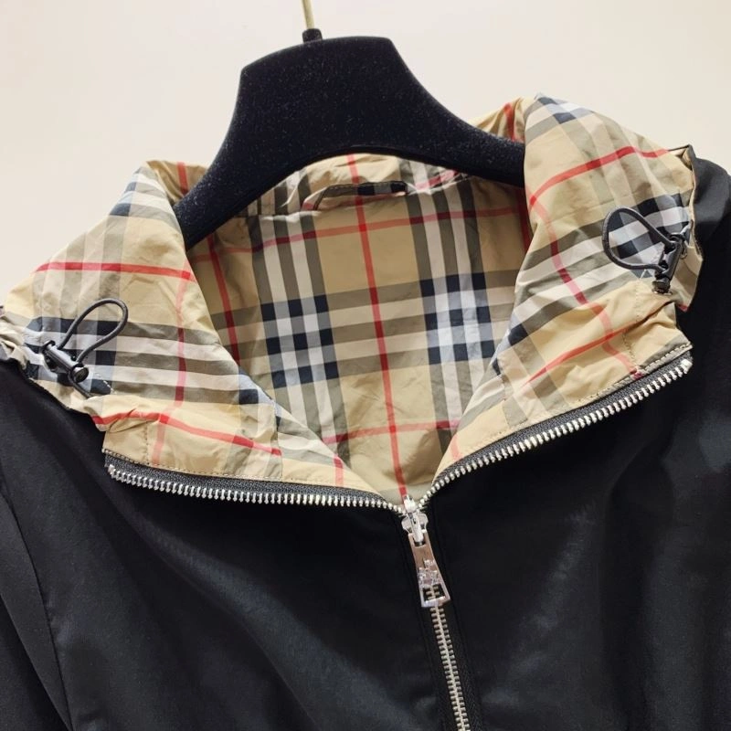 Brand-original Burberry Outwear
