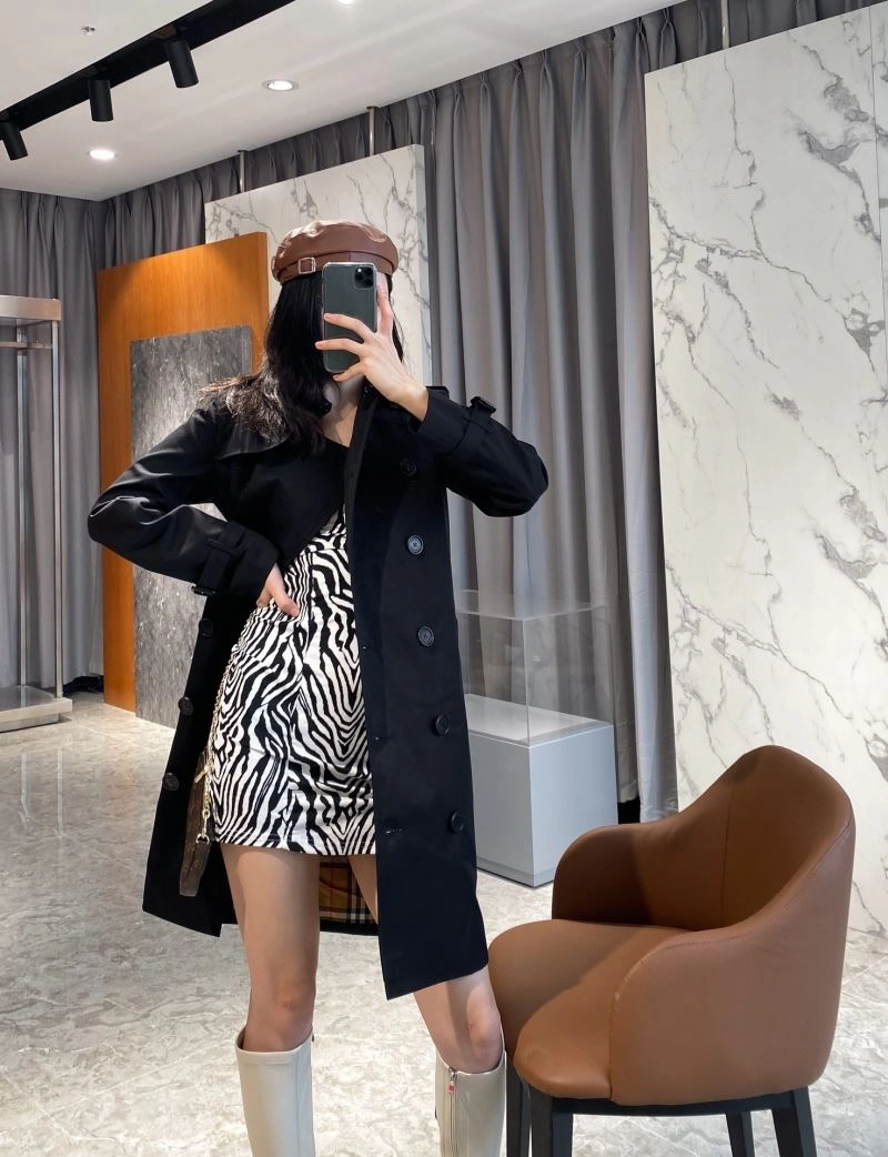 Legit Burberry Outwear