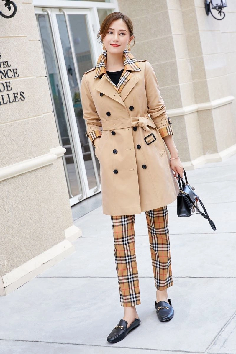 Official Burberry Outwear