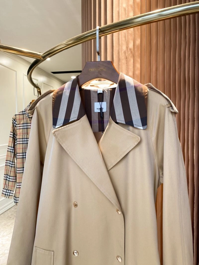 Discounted Burberry Outwear