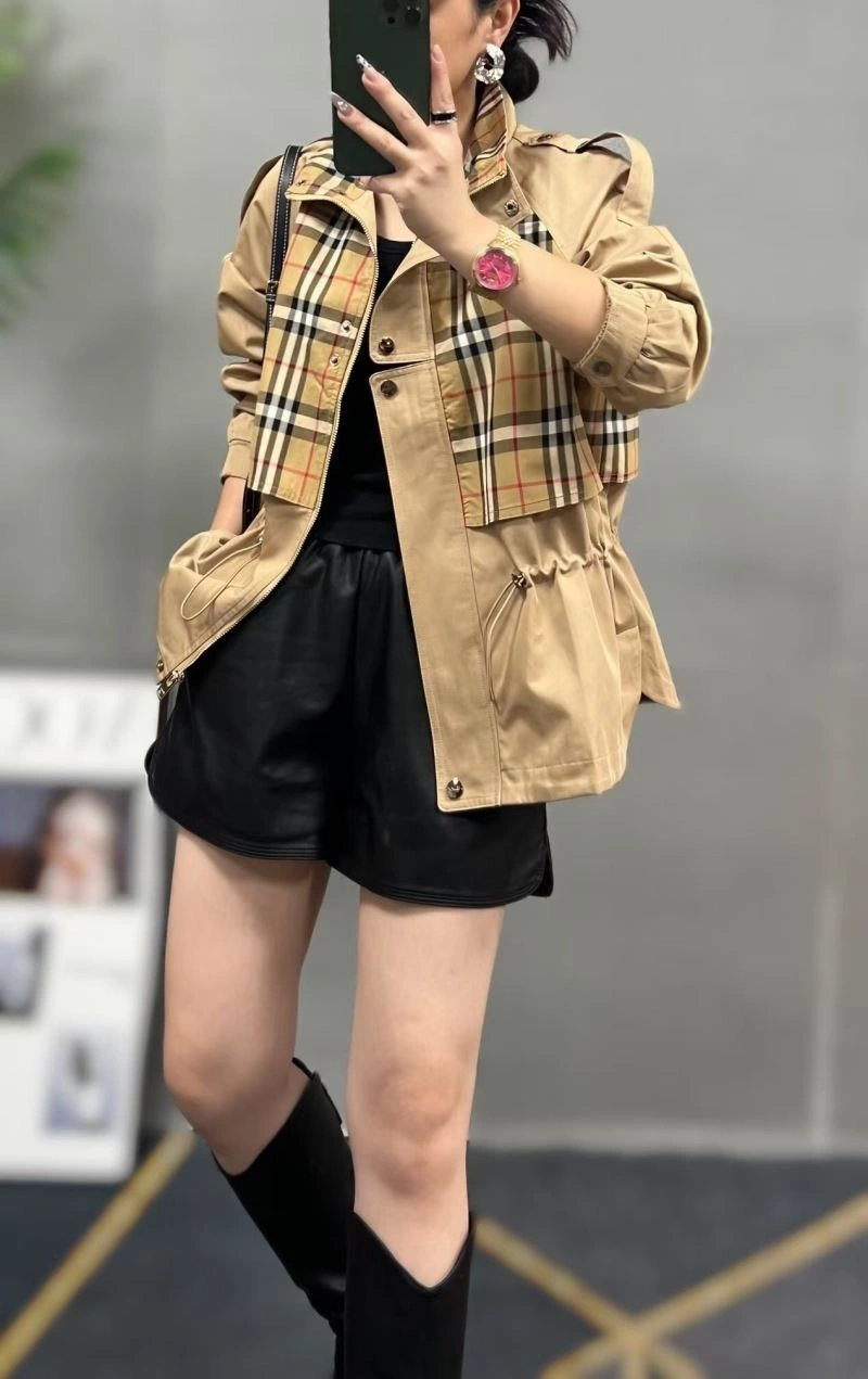 Accurate model Burberry Outwear