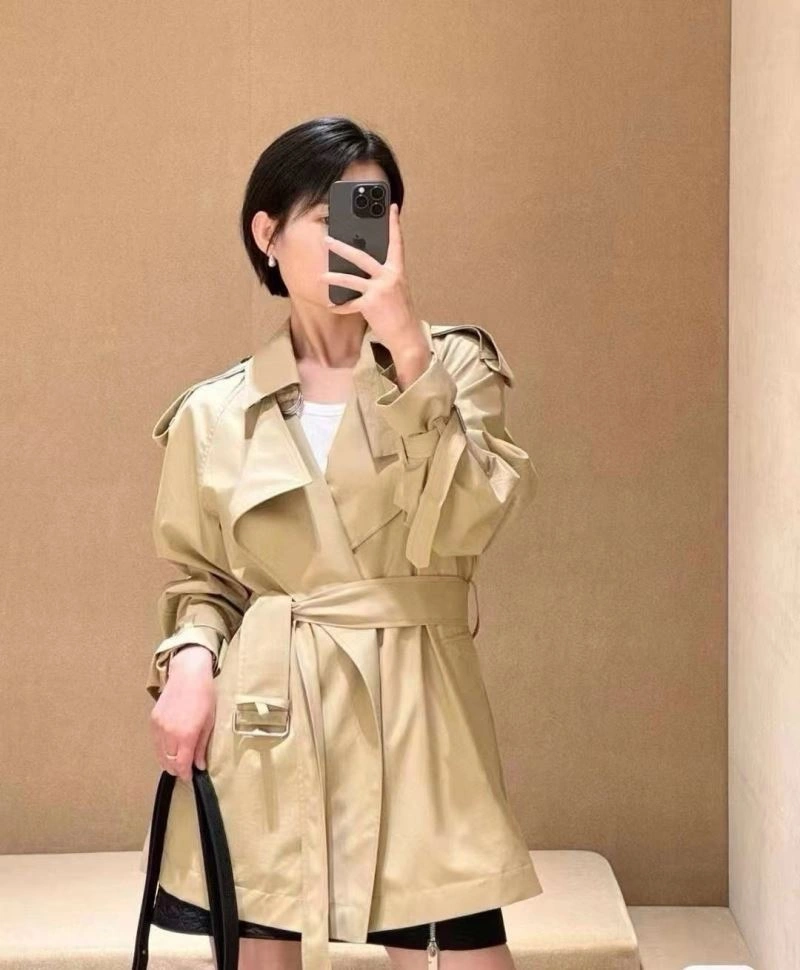 Economical Burberry Outwear