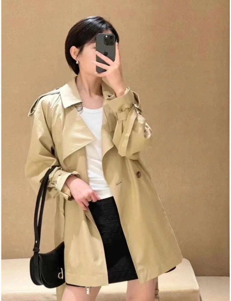 Economical Burberry Outwear