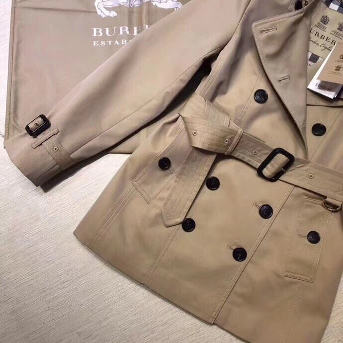 Factory-made Burberry Outwear
