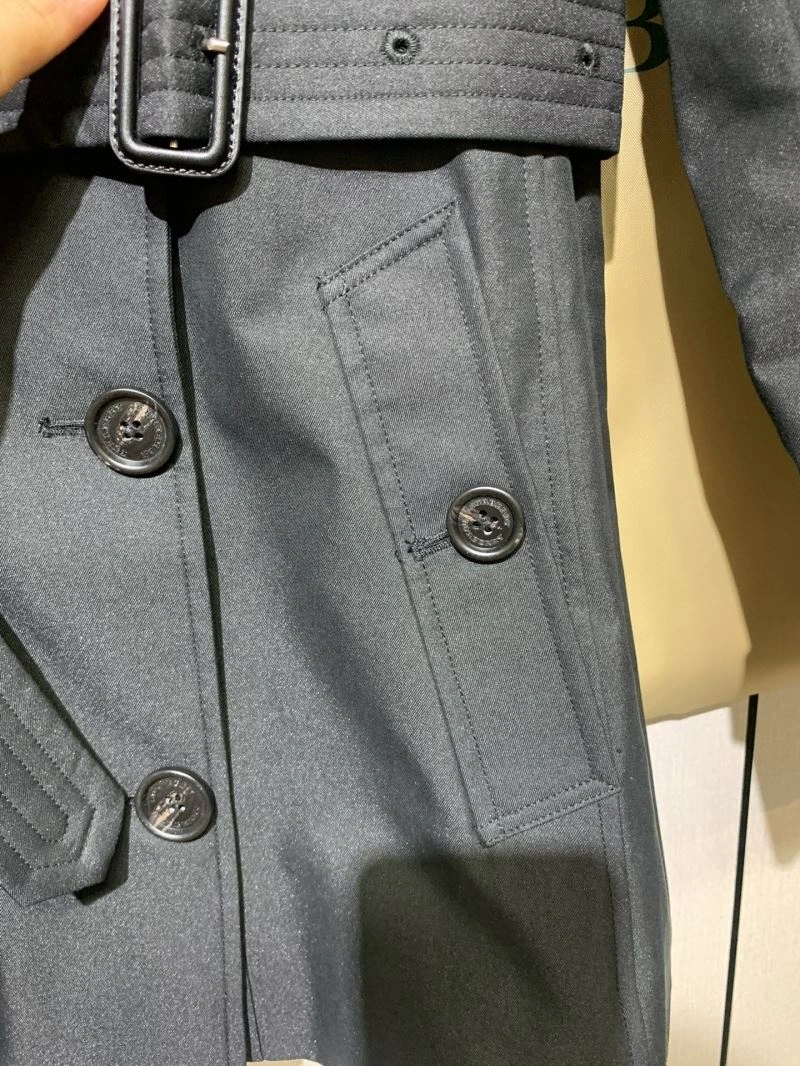 Official Burberry Outwear
