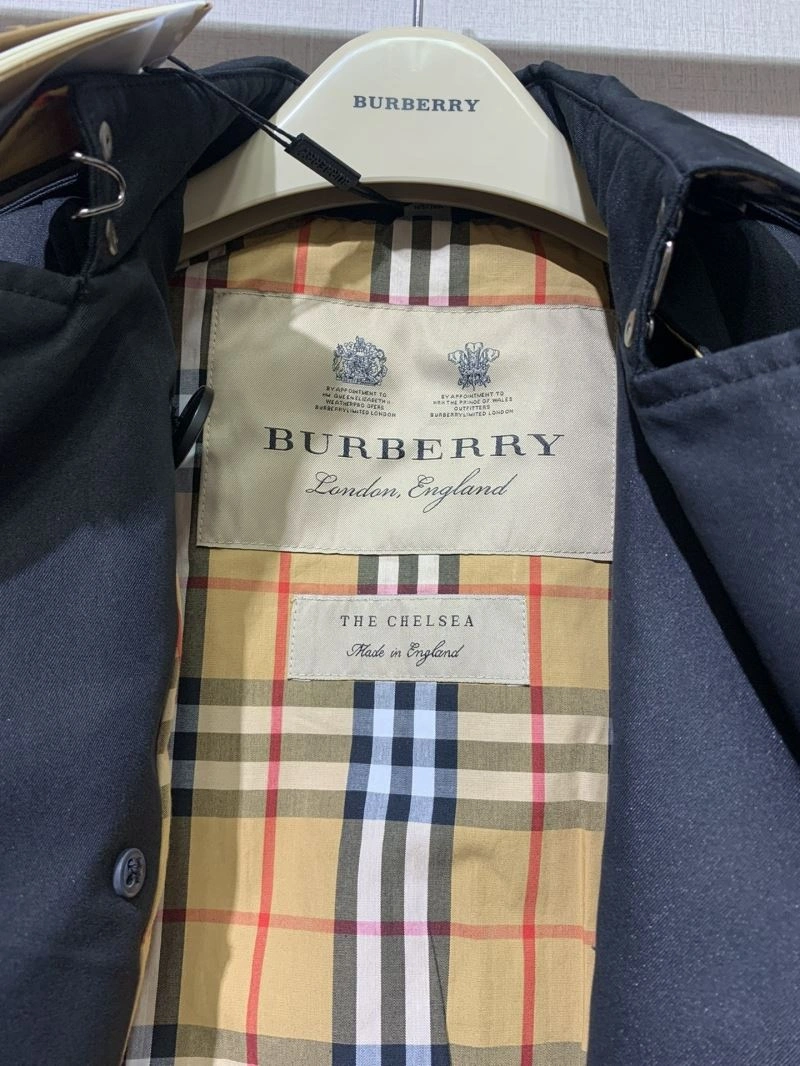 Official Burberry Outwear