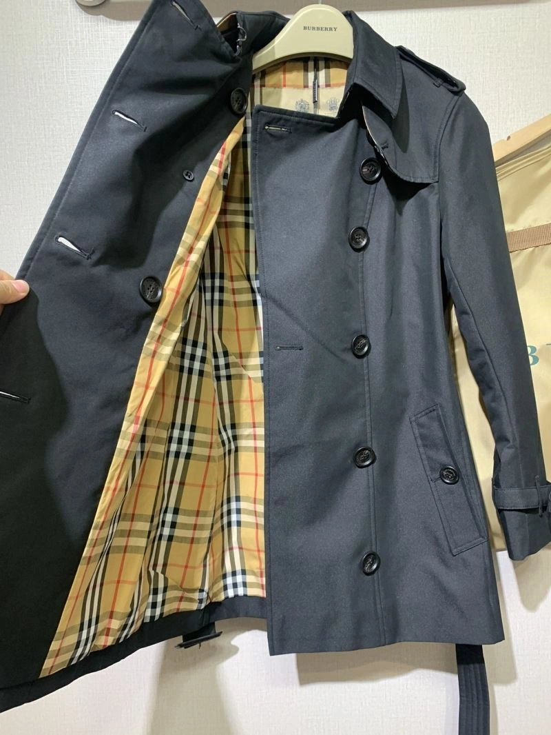 Official Burberry Outwear