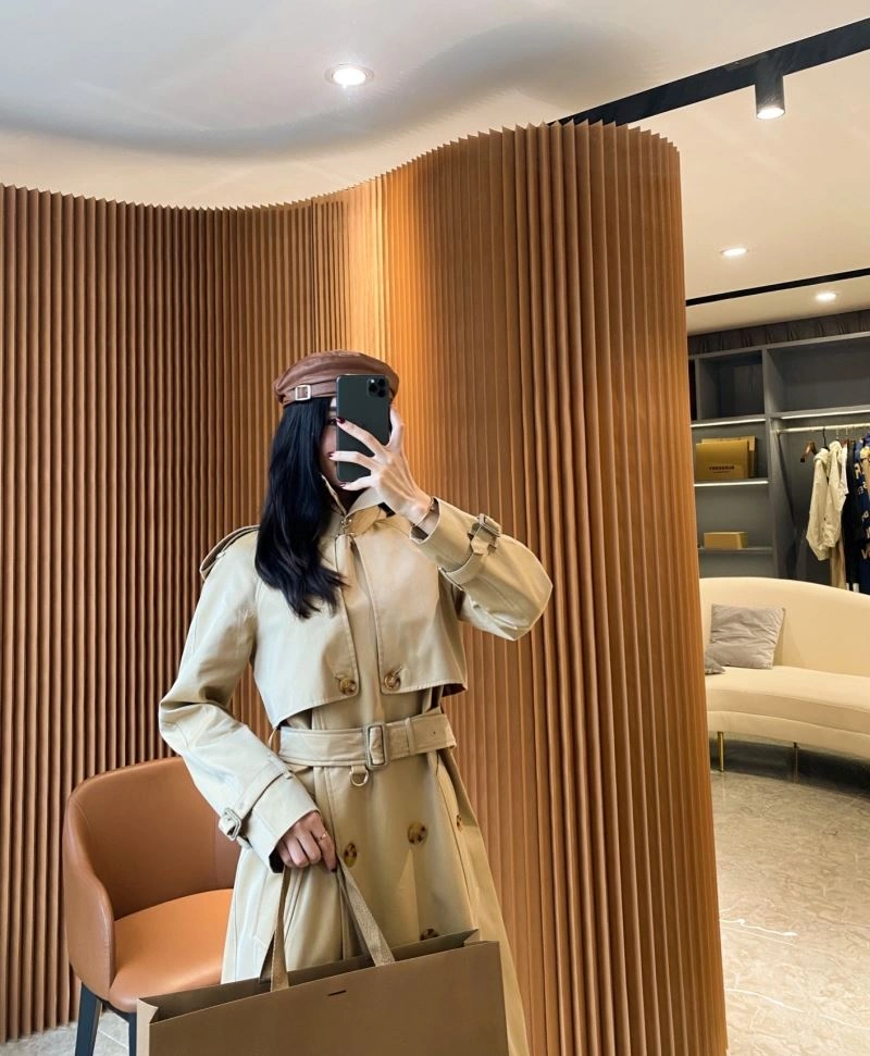 Economical Burberry Outwear