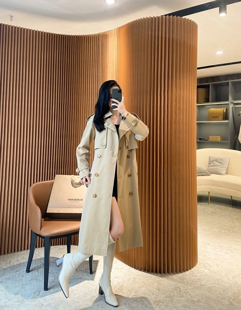 Economical Burberry Outwear