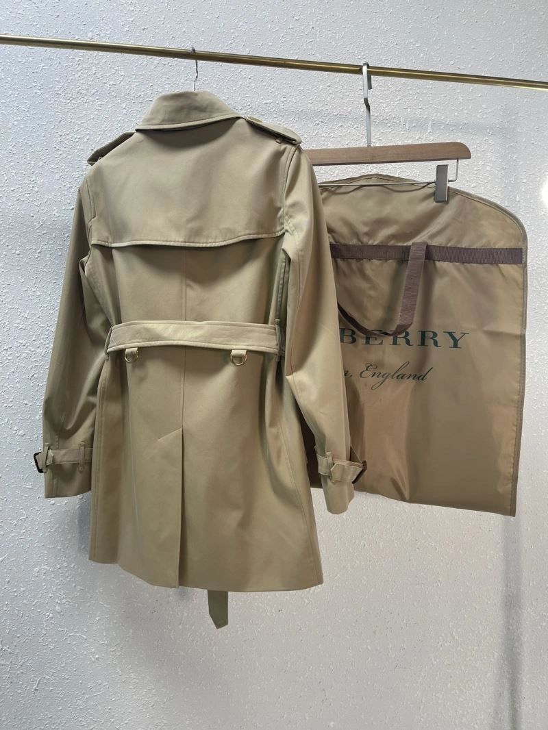Top mirror Burberry Outwear