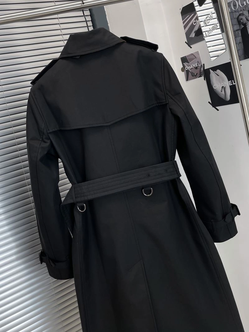 Economical Burberry Outwear
