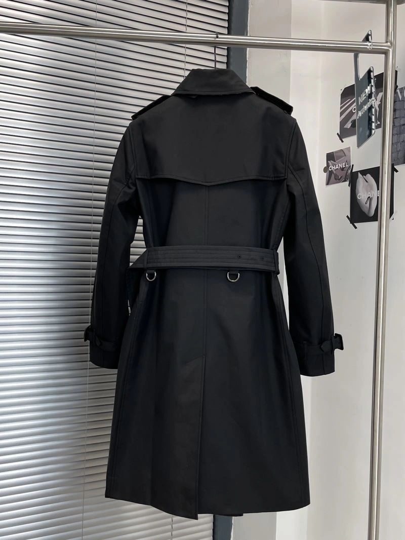 Economical Burberry Outwear