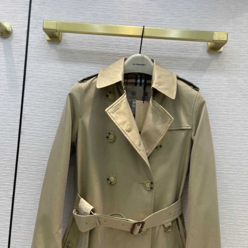 Official Burberry Outwear